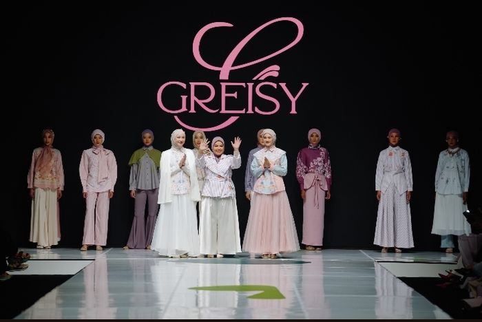 Greisy Tampilkan Koleksi Feminin Elegan "Sweet Ribbon Flower" di Pangg ...